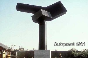 Sculptures | Clement Meadmore