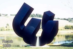 Sculptures | Clement Meadmore